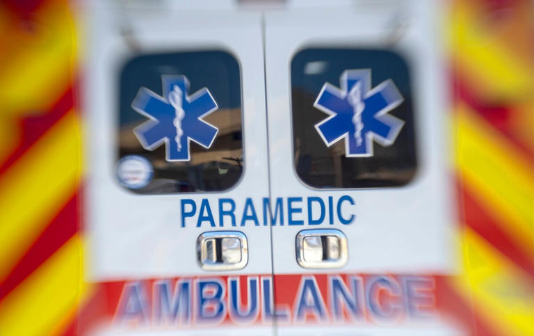 2 injured after big rig jackknifes on Interstate 85 in Charlotte, medic ...