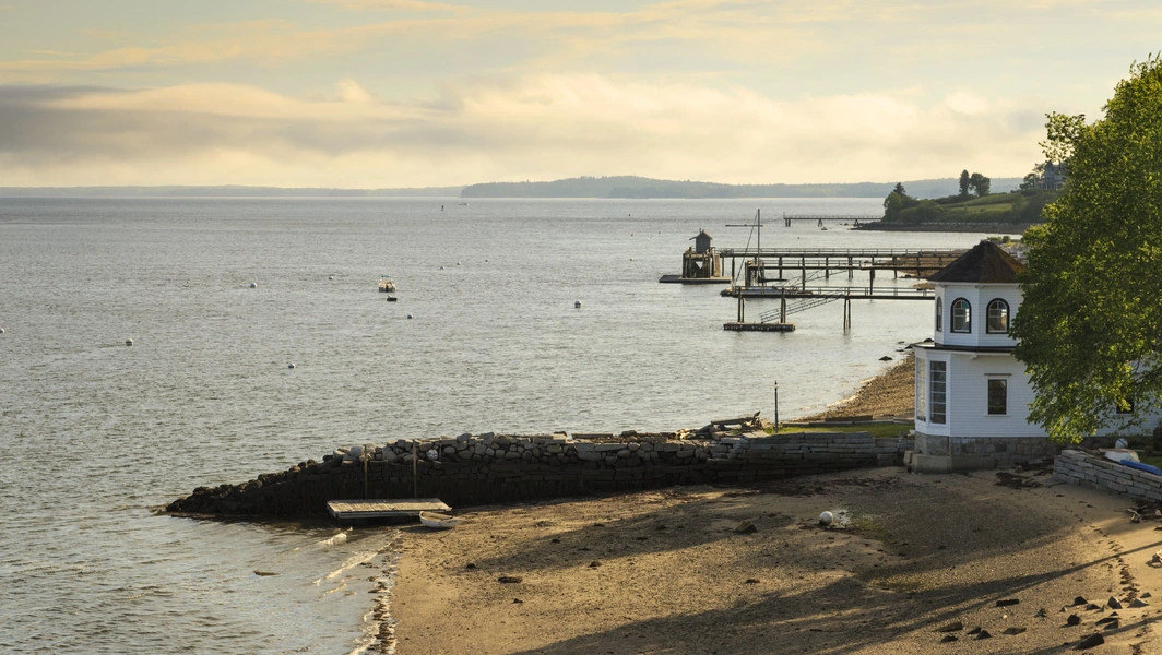 15 charming East Coast beach towns