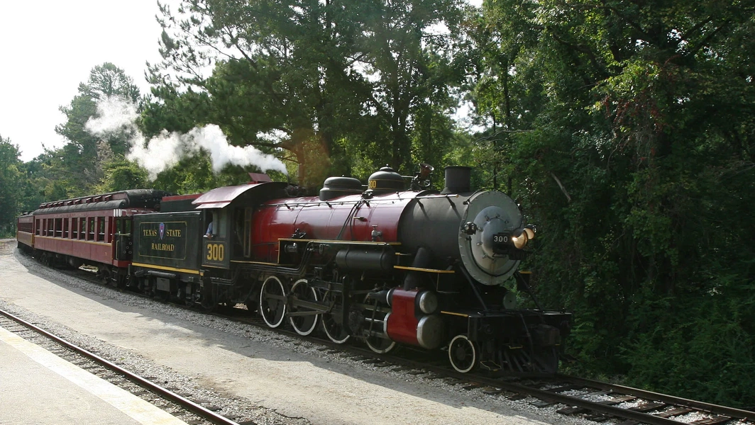 5 scenic train journeys across Texas