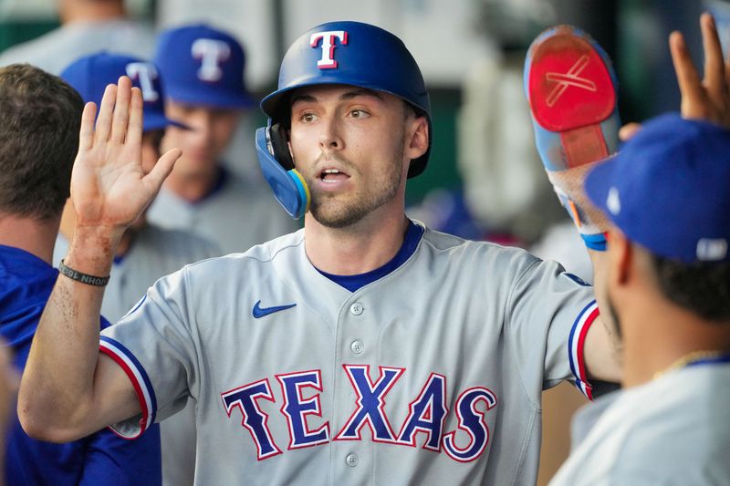 Rangers place OF Evan Carter (oblique) on injured list