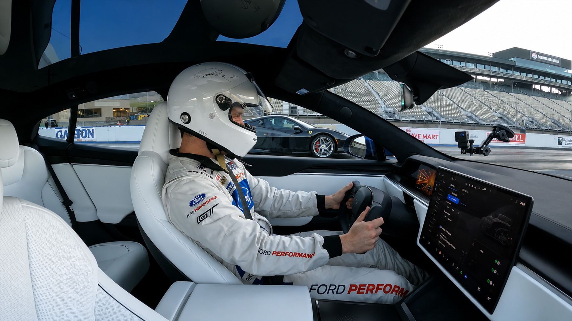 Driving the Tesla Model S Plaid at wild speed on track