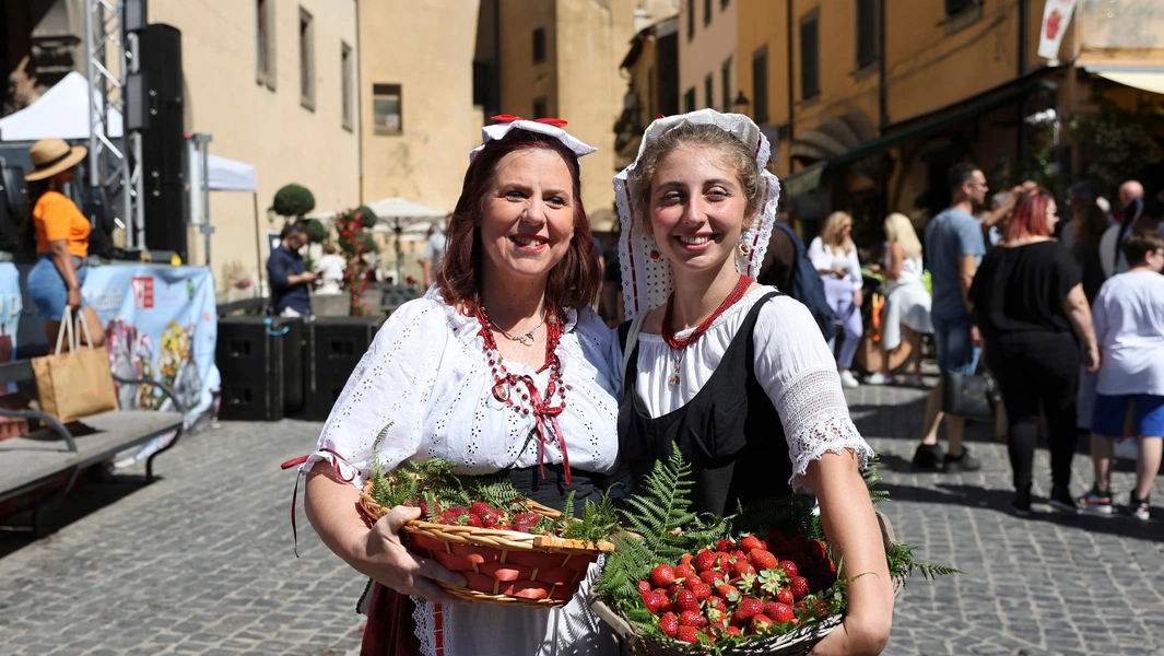 Italian culture: traditions, stereotypes, and evolving identities