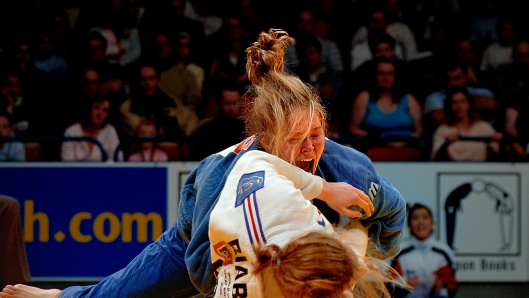 Women who hold black belts in martial arts