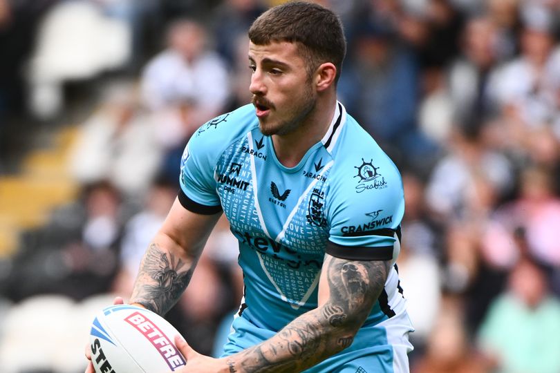 Hull FC coach makes key Amir Bourouh defence point after on-report tackle