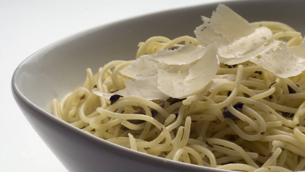 13 creative ingredients to transform pasta