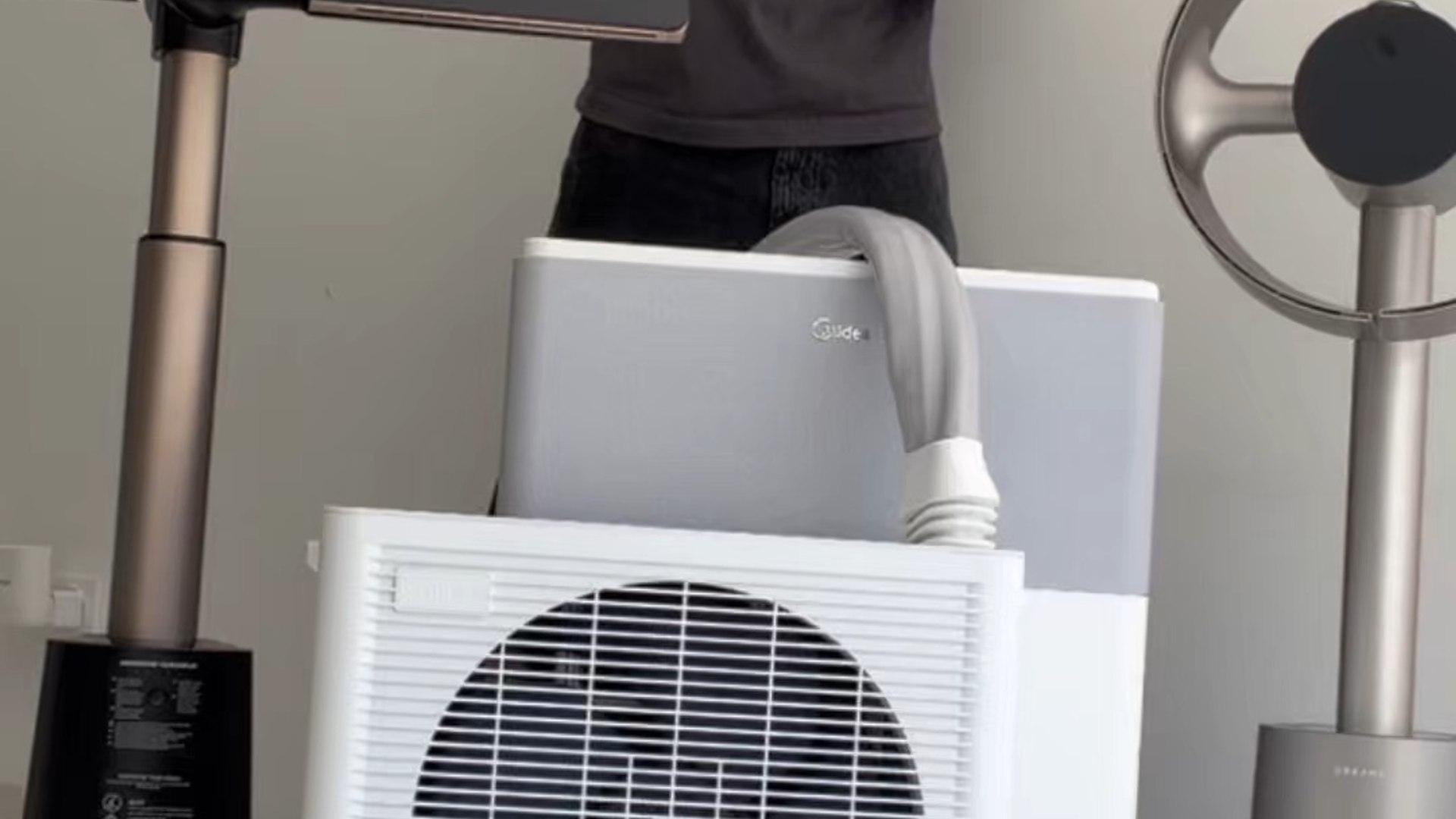 🛍️ P.UBLlClTE / Le lien des ces appareils est dans ma bio . Ventilateur ...
