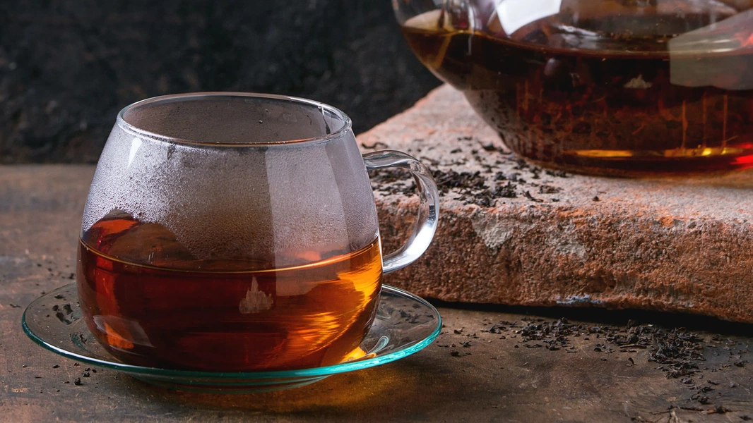 15 common foods and drinks that stain teeth