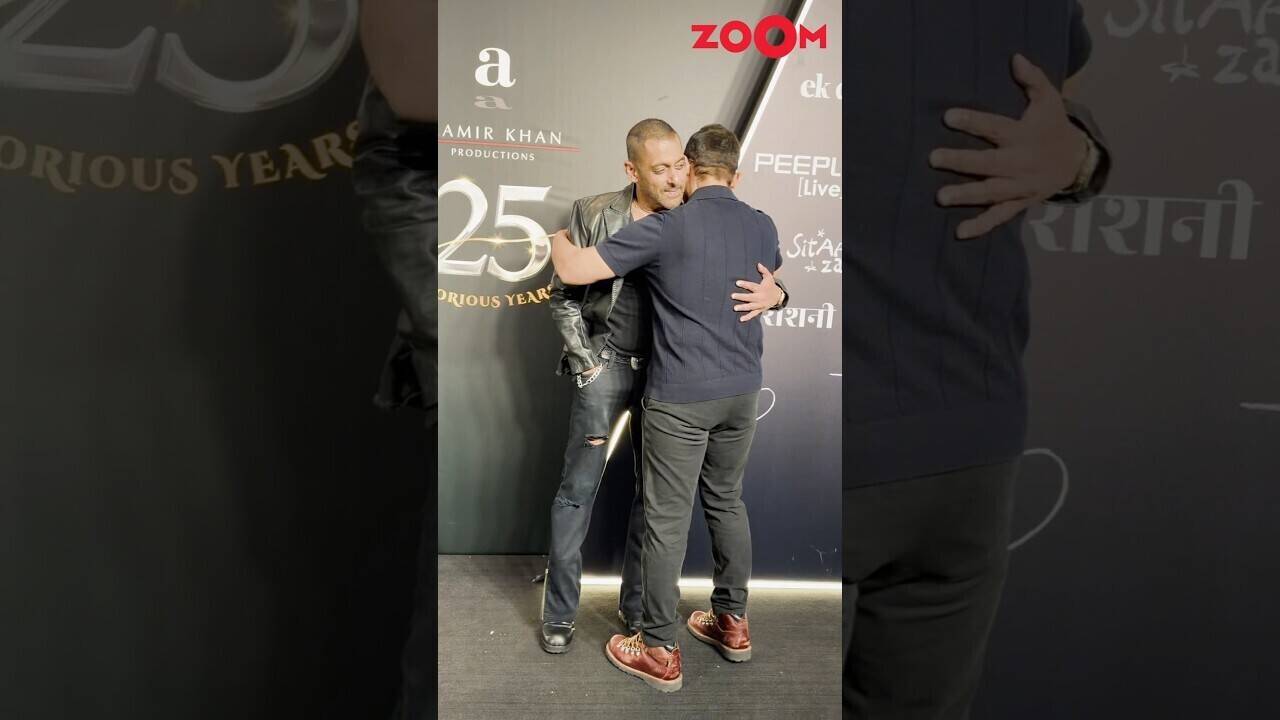 Aamir Khan embraces Salman Khan while running to pose for photographers ...