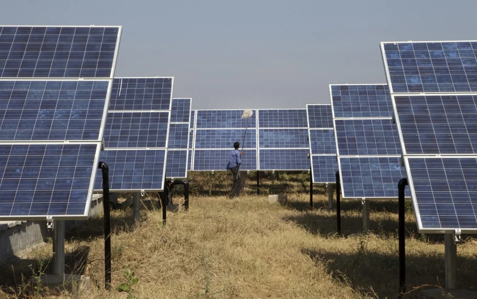 Andhra Pradesh sets 160 GW renewable energy goal