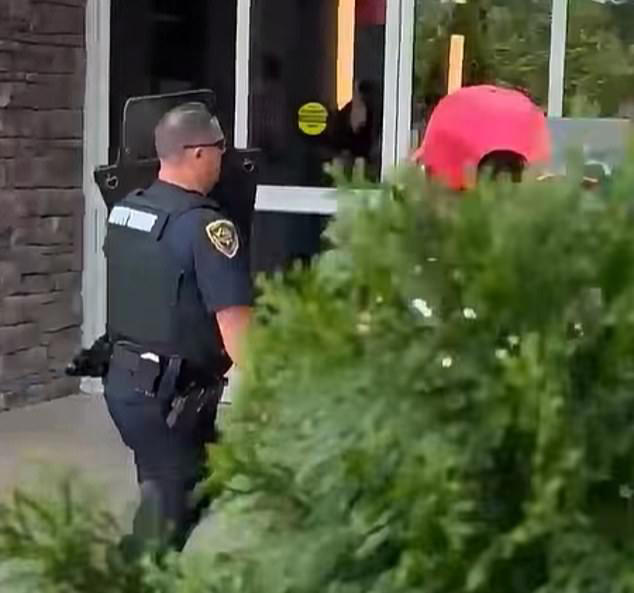 Shooting in South Carolina mall leaves multiple people injured as cops ...