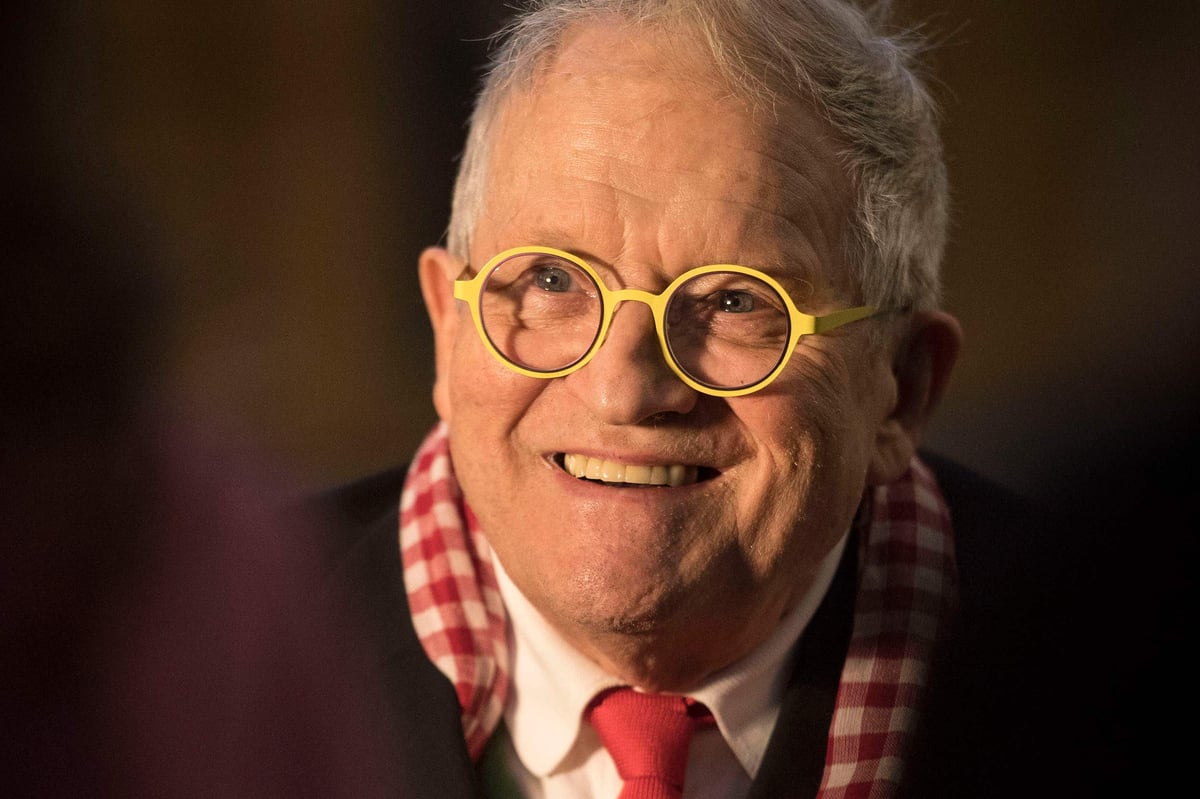 Paul McCartney pays heartfelt tribute to 'clever and witty' artist ...