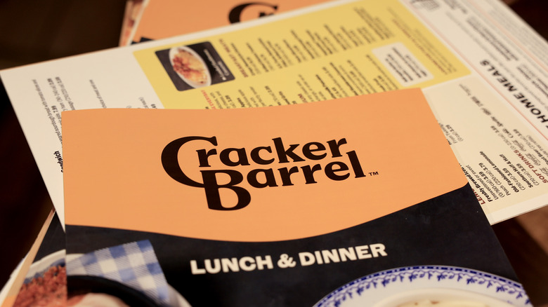 Customers say Cracker Barrel's southern-inspired fish meal doesn't get ...