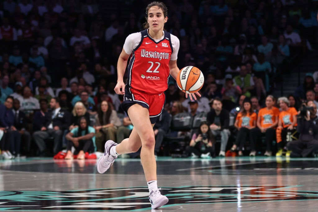 Don't have to learn from a loss again: Caitlin Clark's lookalike ...