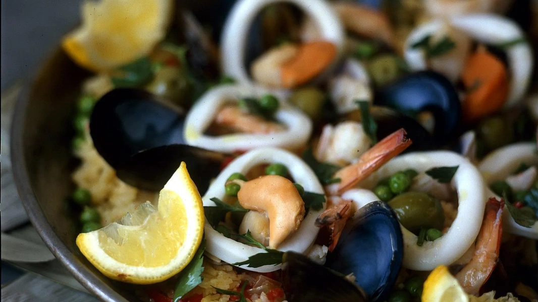 15 crowd-pleasing recipes for potluck gatherings