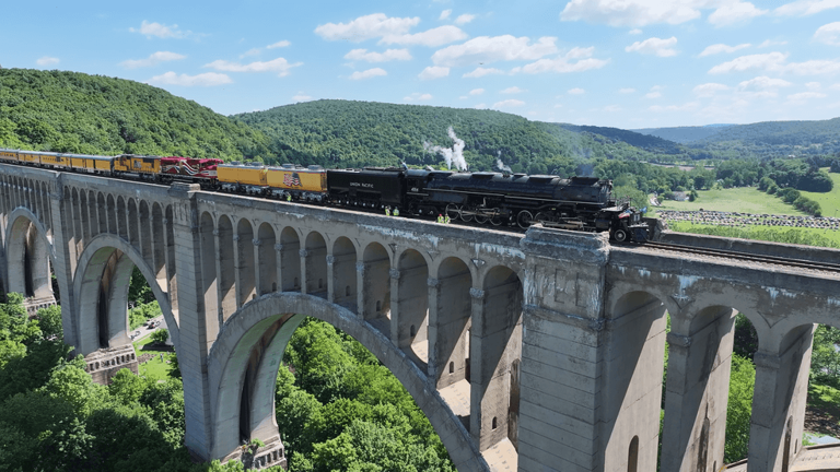 Big Boy No. 4014 crosses Tunkhannock Viaduct, makes way for Scranton