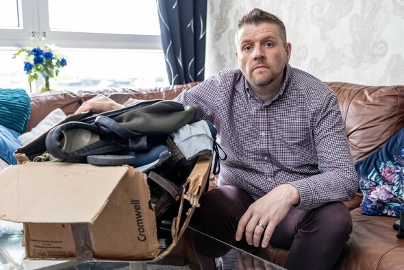 Parcelforce leaves dad in 'floods of tears' after losing stillborn son ...
