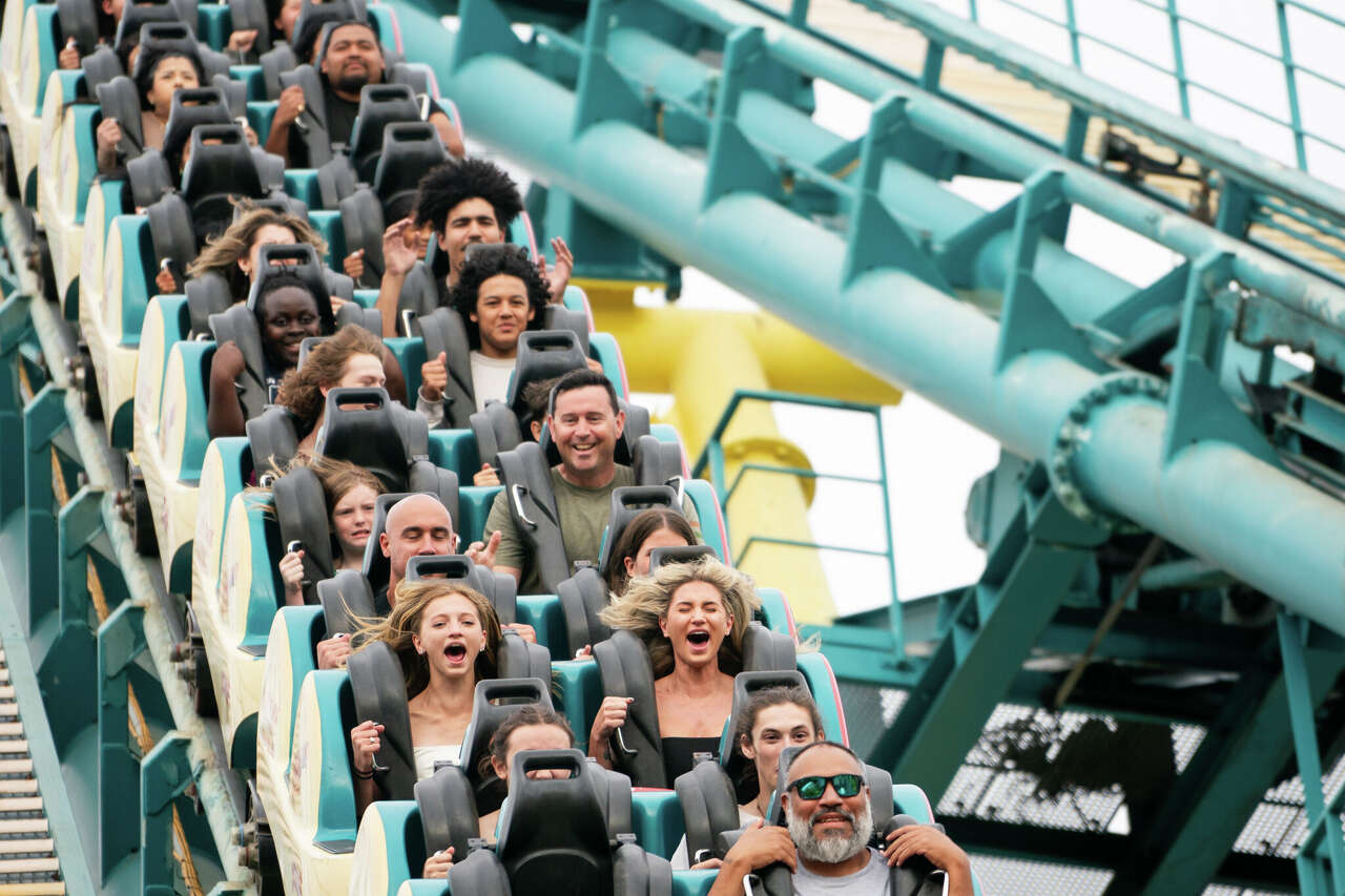 Power outage closes Six Flags Discovery Kingdom in Vallejo as summer ...