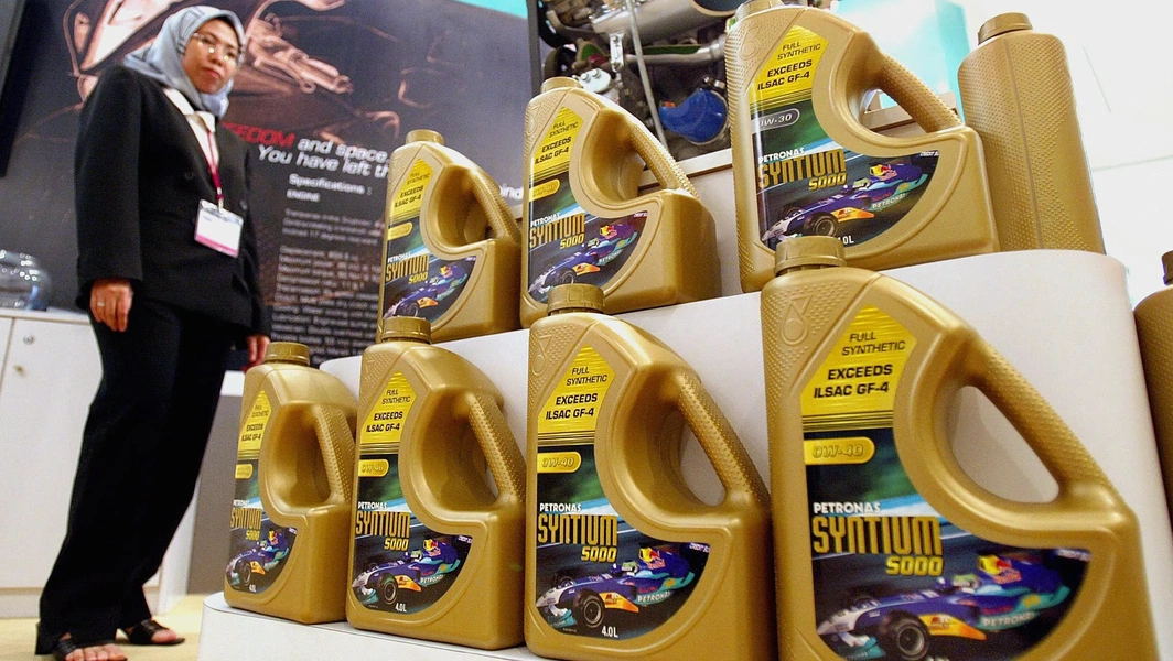 Understanding vehicle oil change intervals