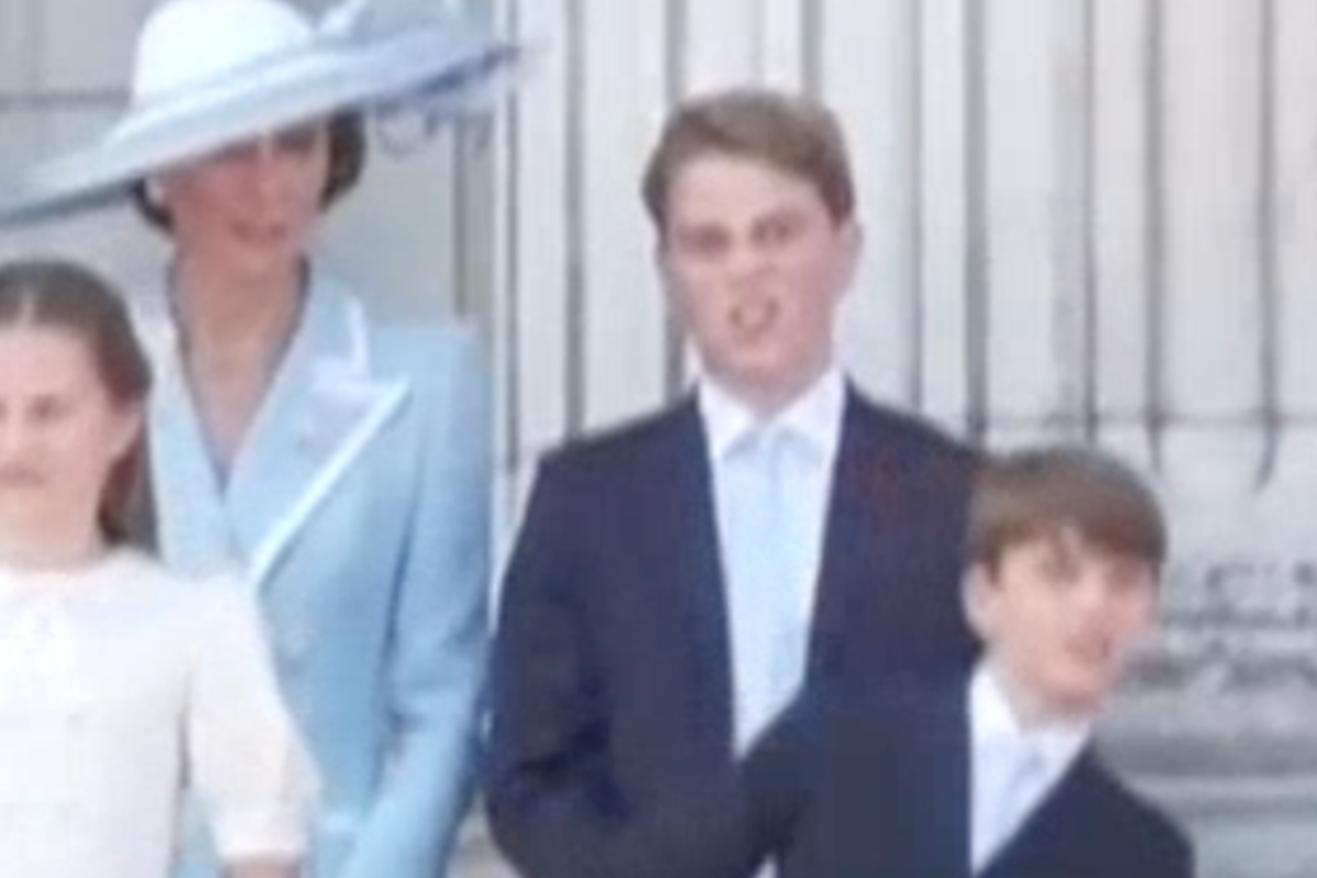 Prince George battles sneeze as Louis marvels at Red Arrows flypast