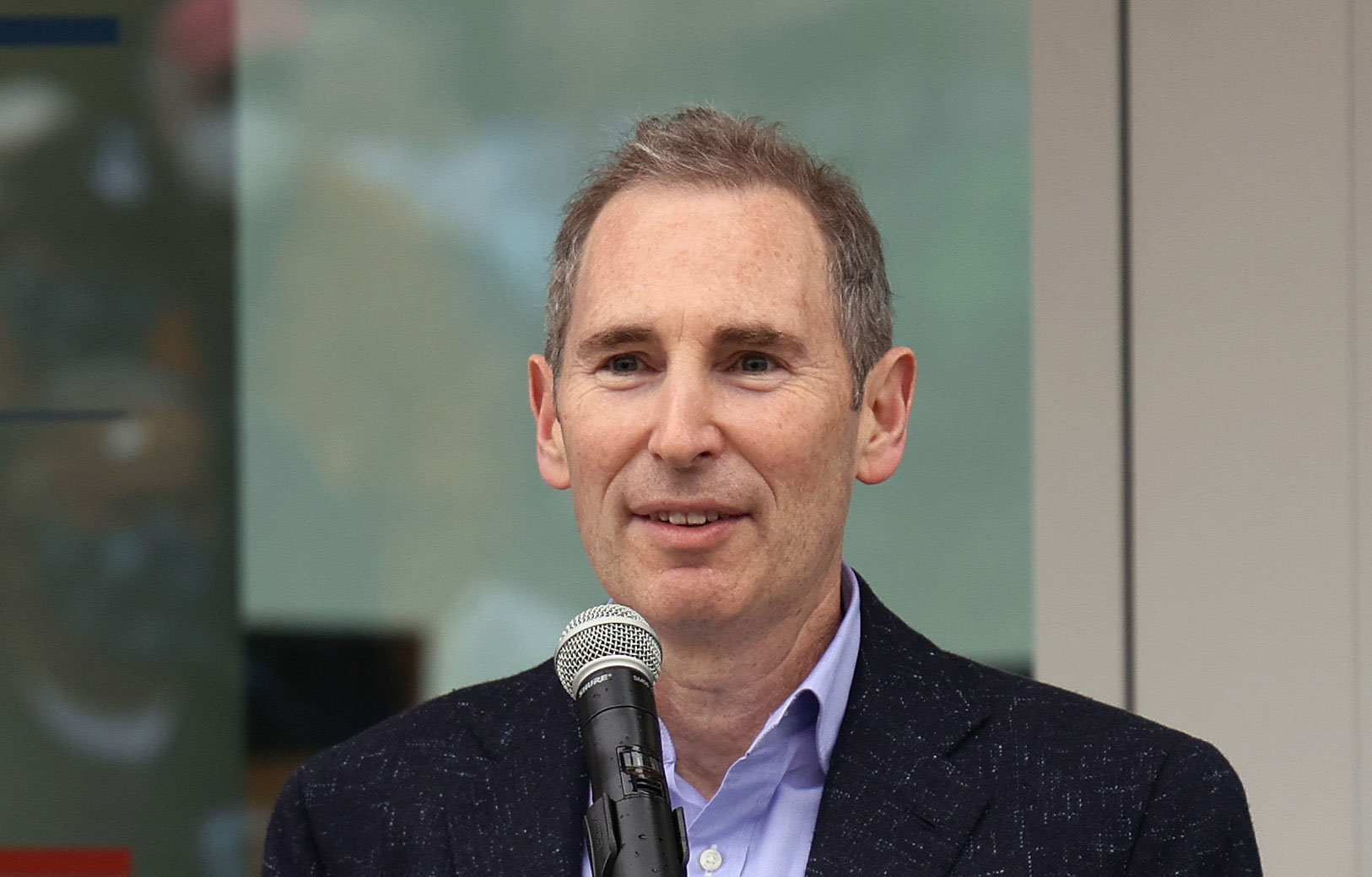 Amazon CEO reportedly raised Anthropic model concerns before government ...