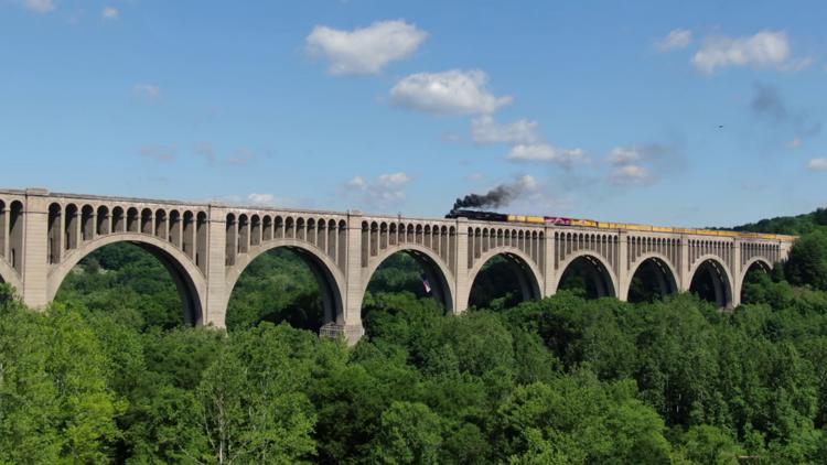 Crowds gather in Wyoming County to welcome the arrival of Union Pacific ...