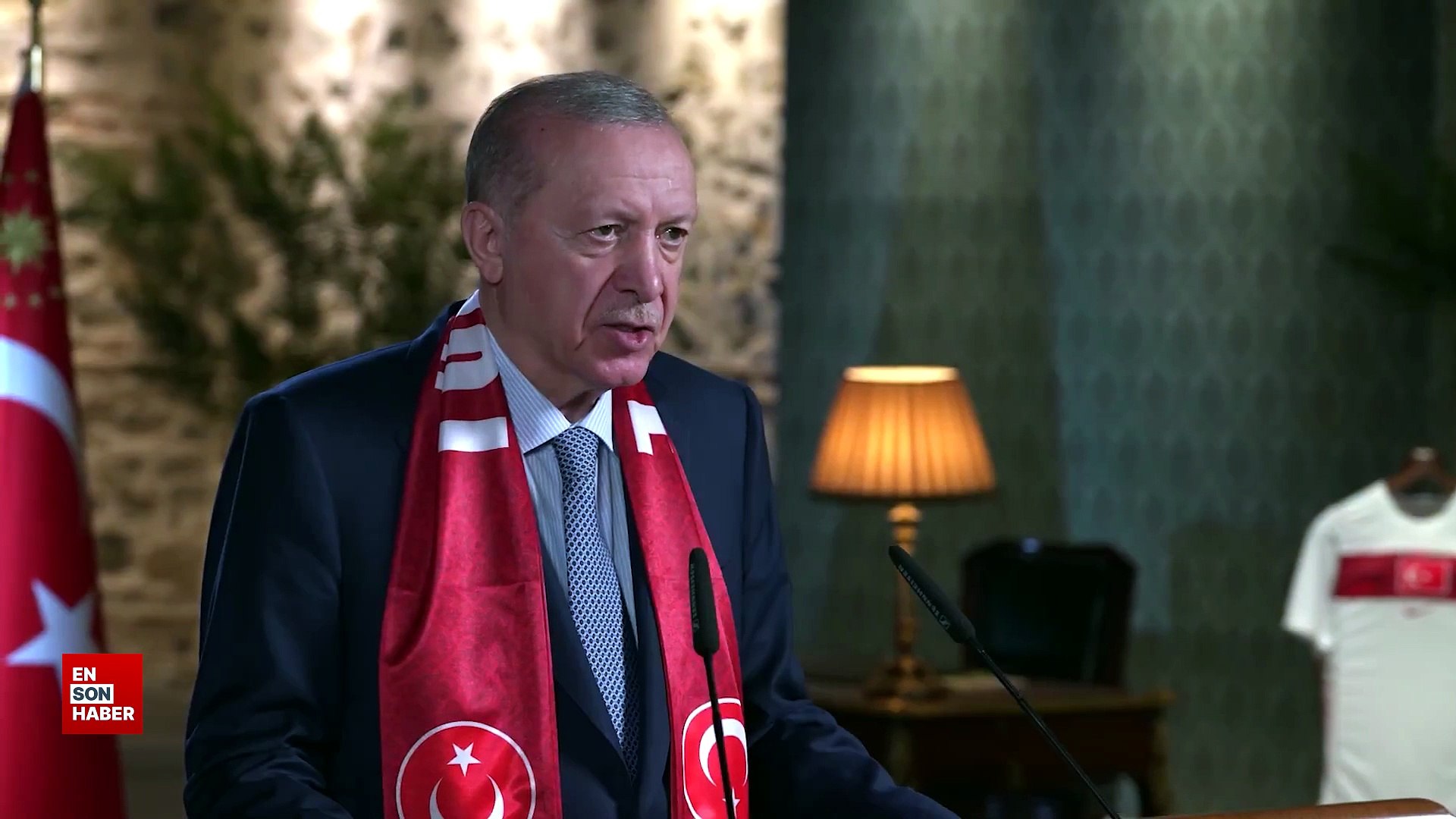 Cumhurbaşkanı Erdoğan'dan milli futbolcularımıza videolu mesaj