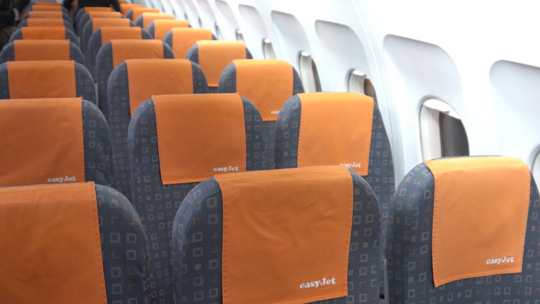 Tips for staying comfortable in a middle seat