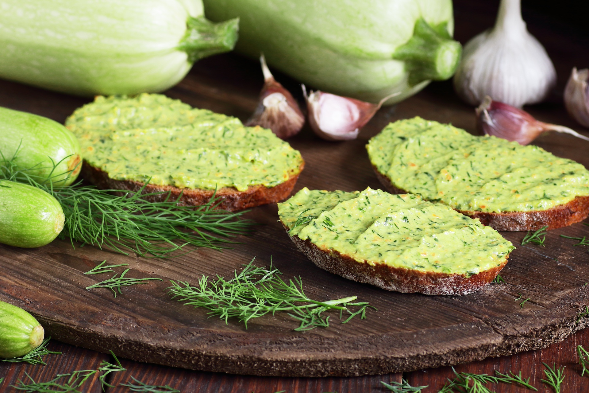 Adieu le guacamole, cette tartinade de courgette façon houmous va faire ...