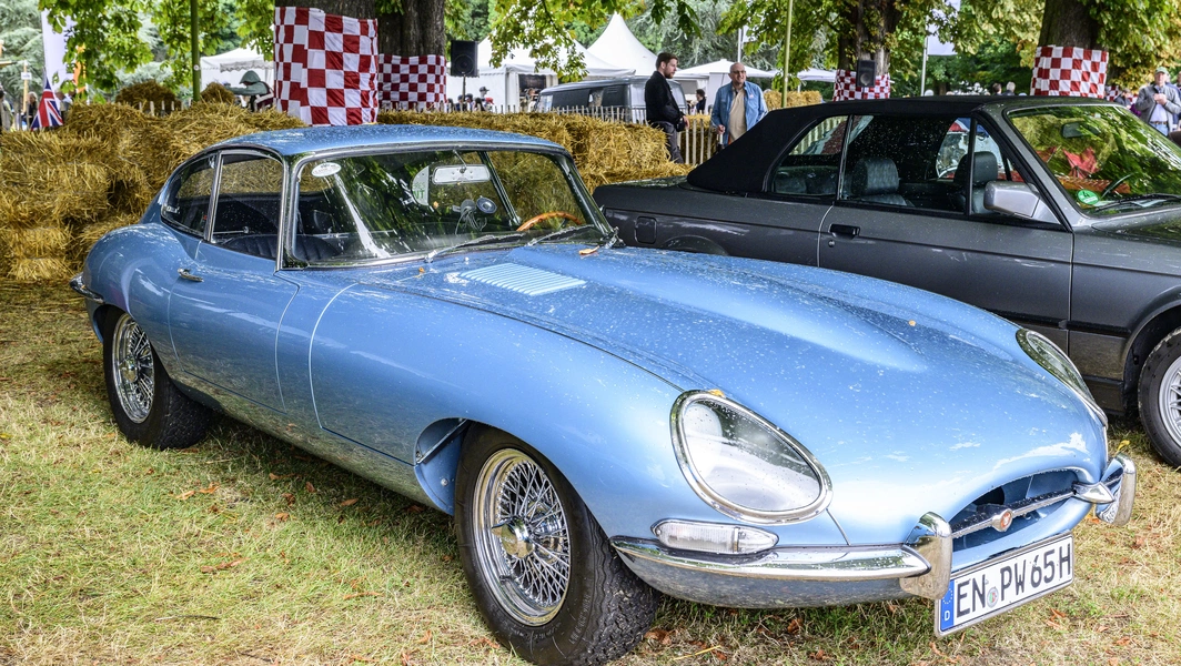 15 legendary classic cars that shaped automotive history