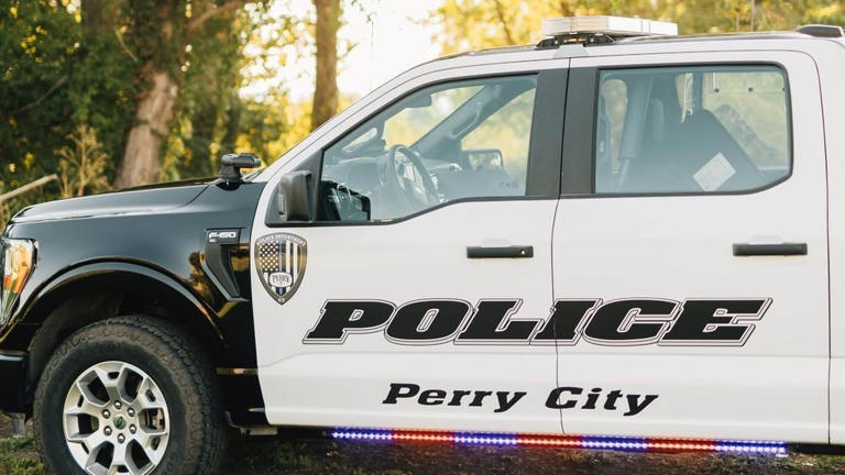 Suspected DUI driver crashes into Perry home with homeowner, baby inside