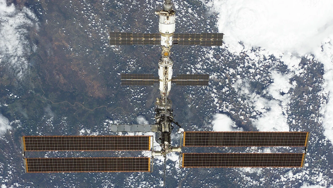 8 common myths about space debunked