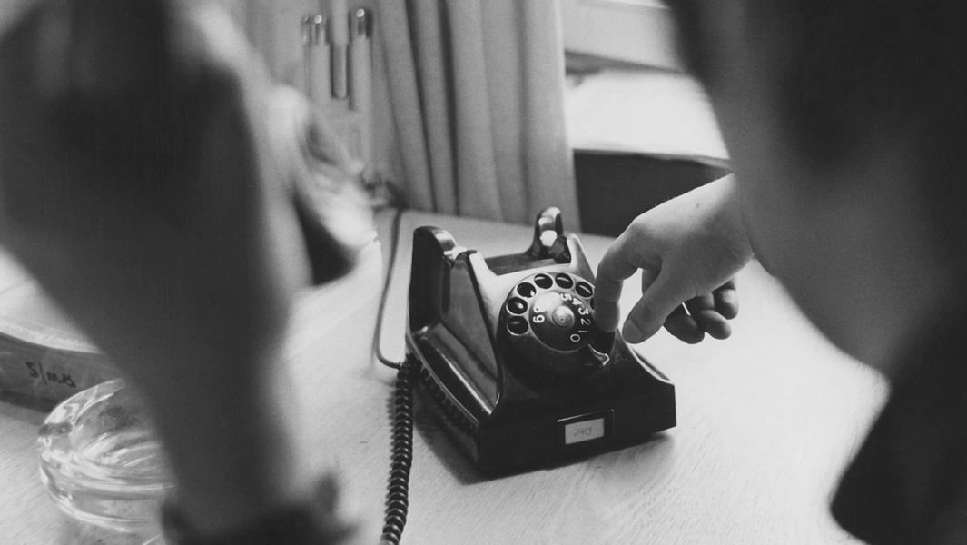 18 everyday traditions disappearing over time
