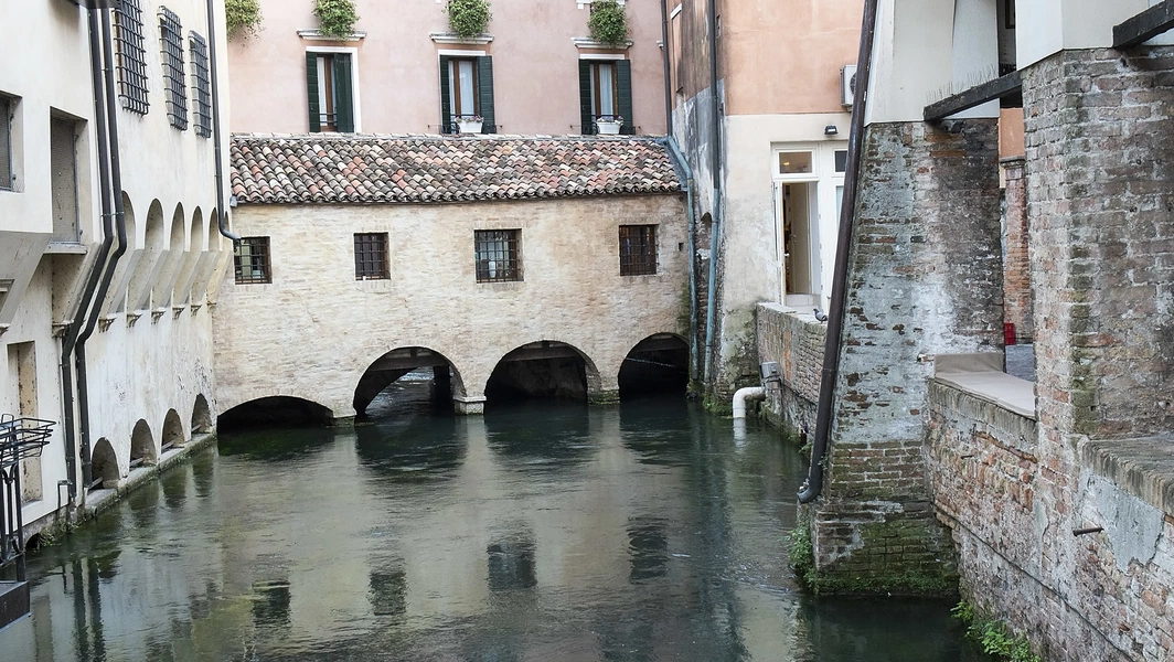 16 hidden Italian villages rich in history and scenery