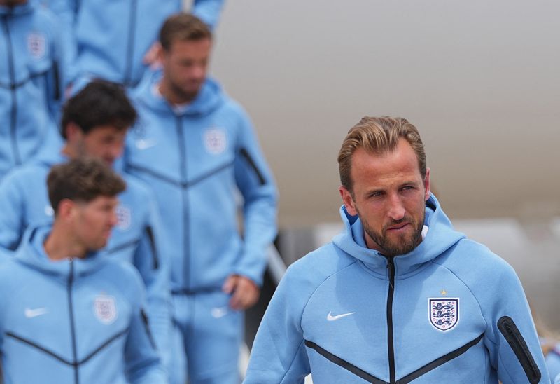 Soccer-England hit by training kit theft ahead of Kansas City arrival