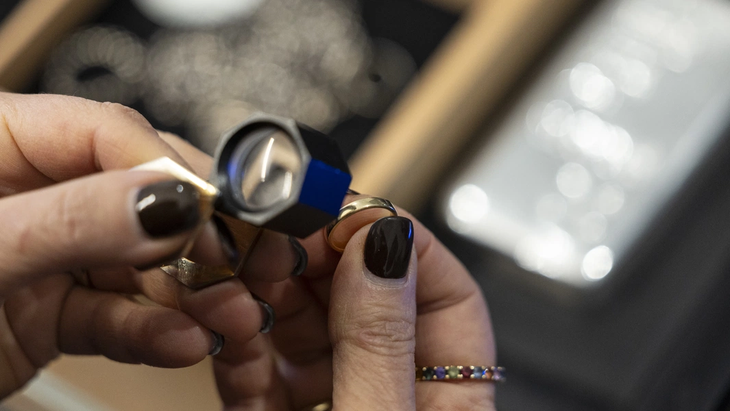 8 meaningful gifts to hand down