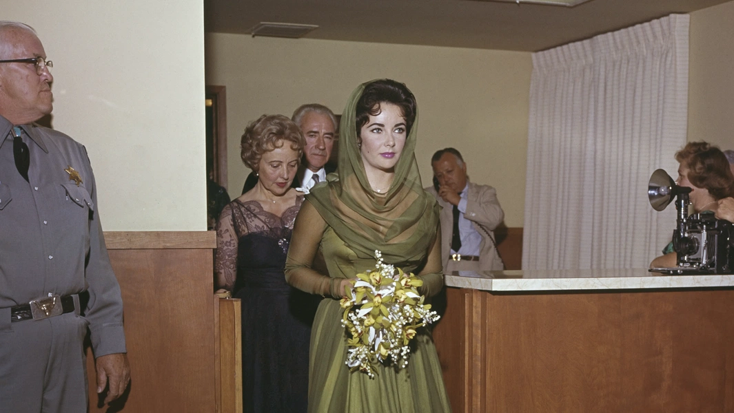 Elizabeth Taylor’s marriages and public life