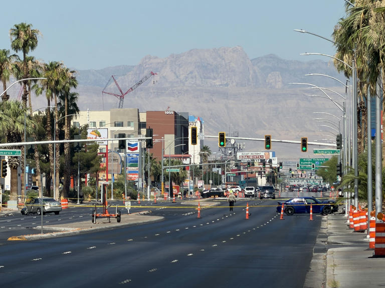 Central Las Vegas valley crash leaves 1 hospitalized with critical injuries