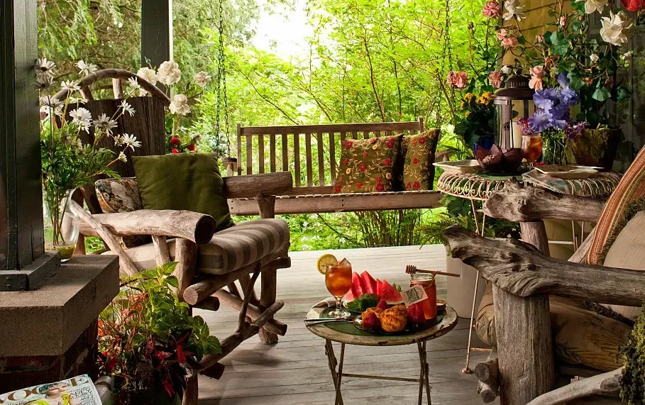 Country Living outlines five low-cost porch style upgrades