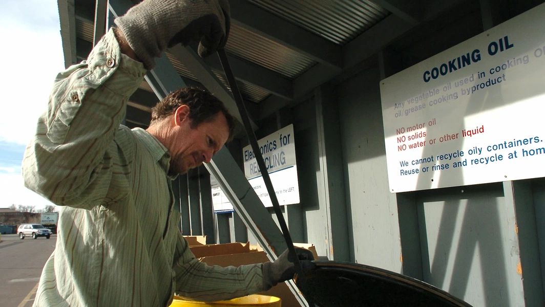 Safe and sustainable cooking oil disposal methods