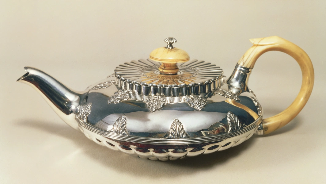 Determining the value of antiques