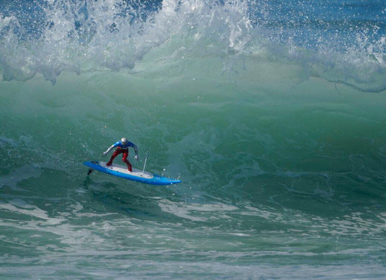King tides, dangerous surf prompt warnings along Southern California coast