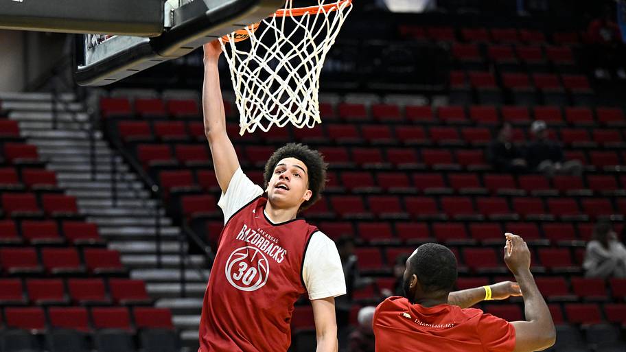 Sealy injury could exacerbate frustrating Calipari trend early in 26-27 ...