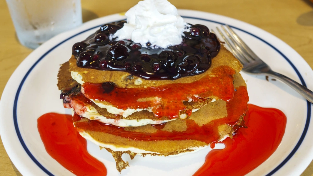 4 popular pancake chains across America