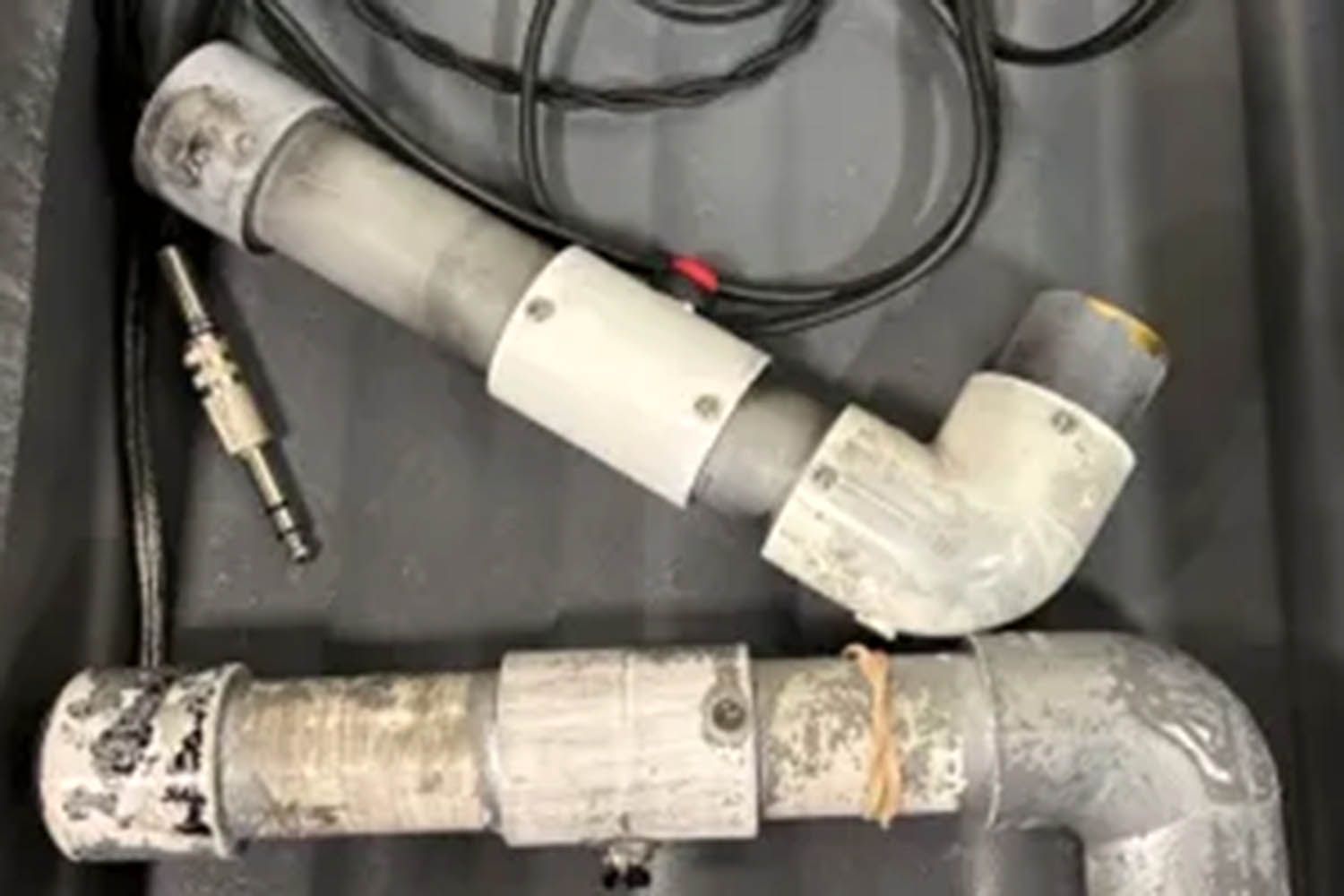 TSA finds replica pipe bomb inside carry-on bag at Ohio airport