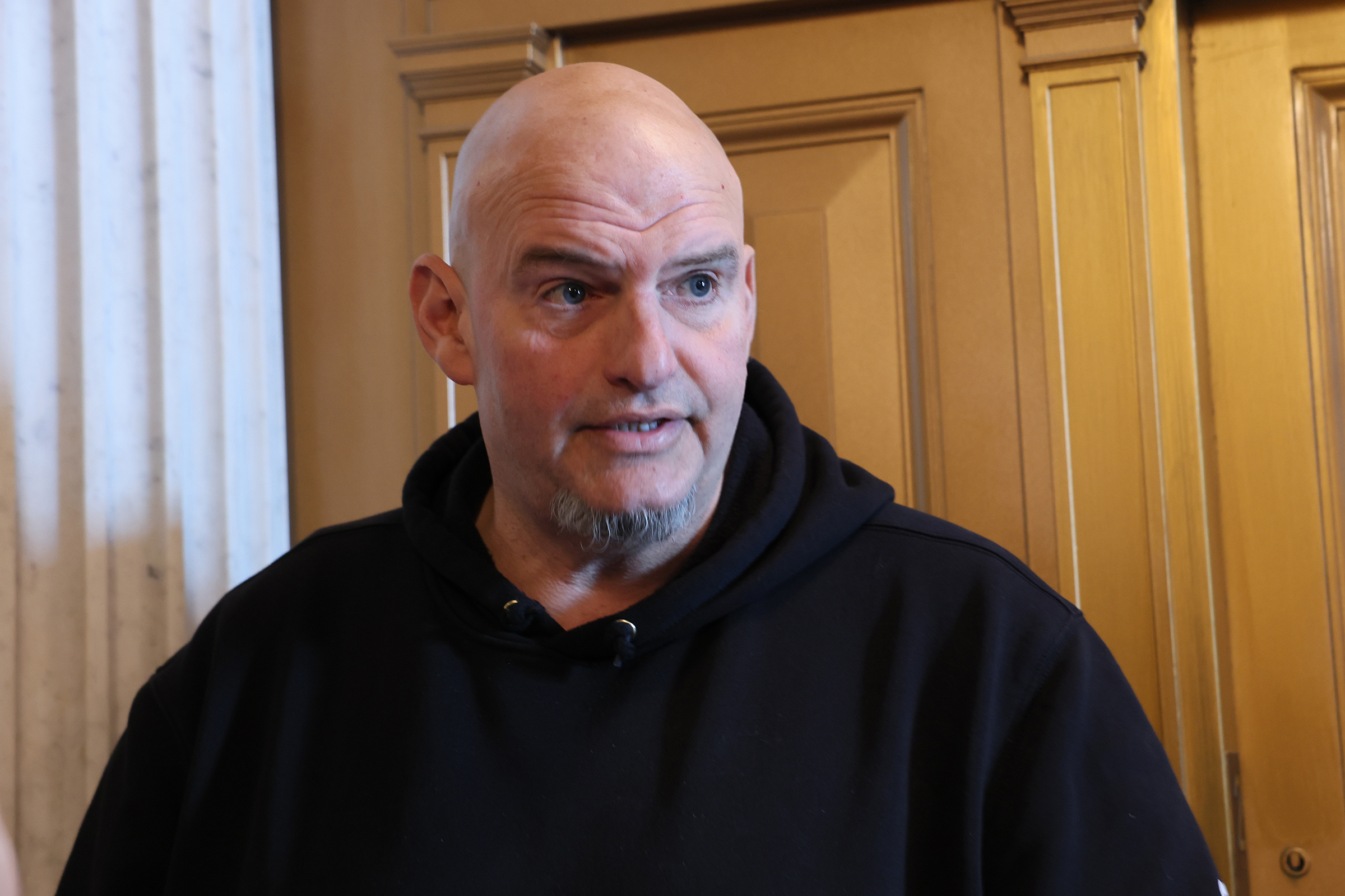 Fox News host fact-checks John Fetterman: 'Senator, we haven't ...