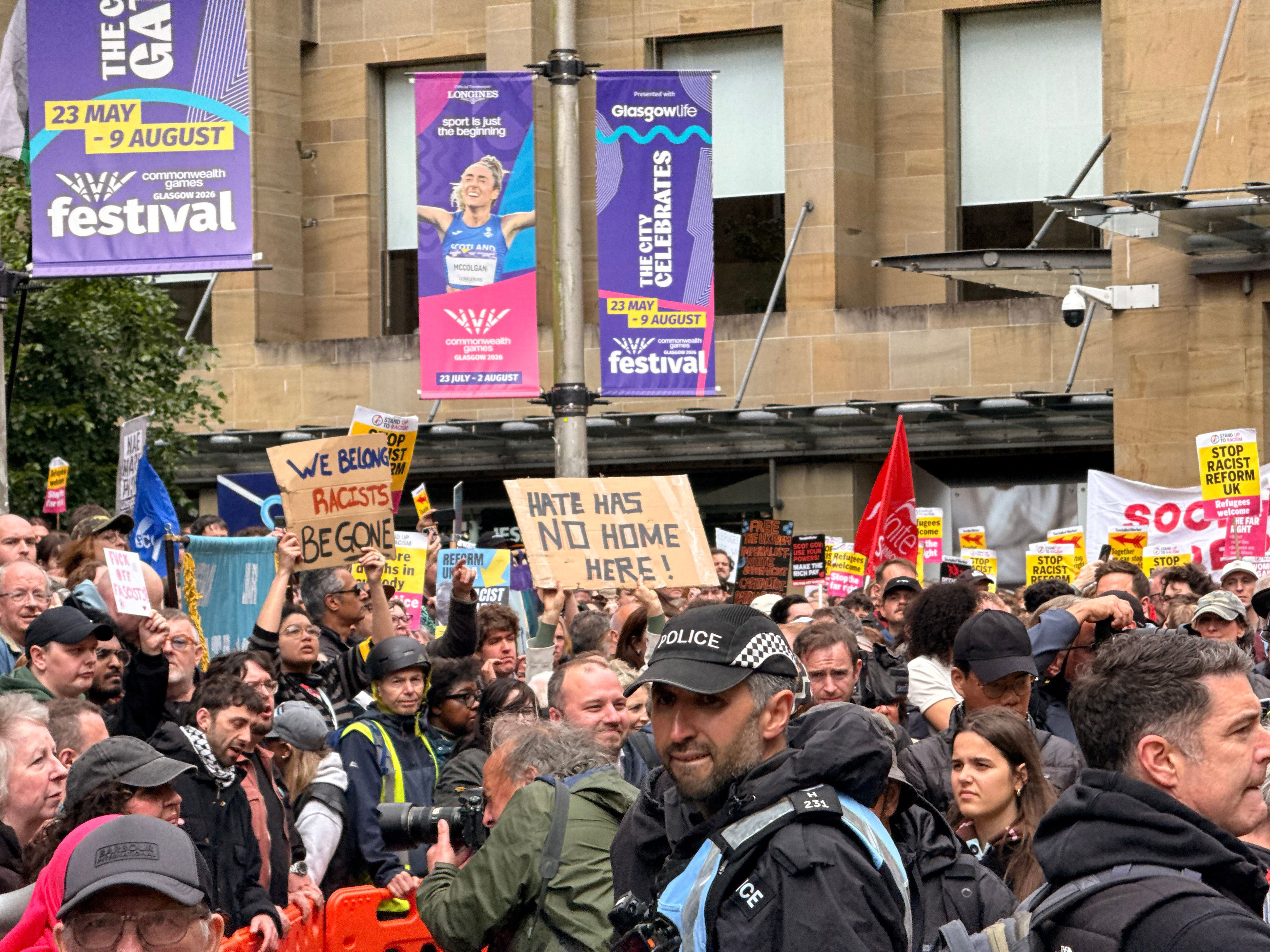 Rival protesters clash at Glasgow anti-racism rally
