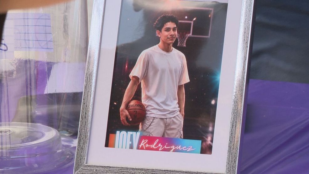 Benefit plate sale held for teen who died during Spurs celebration