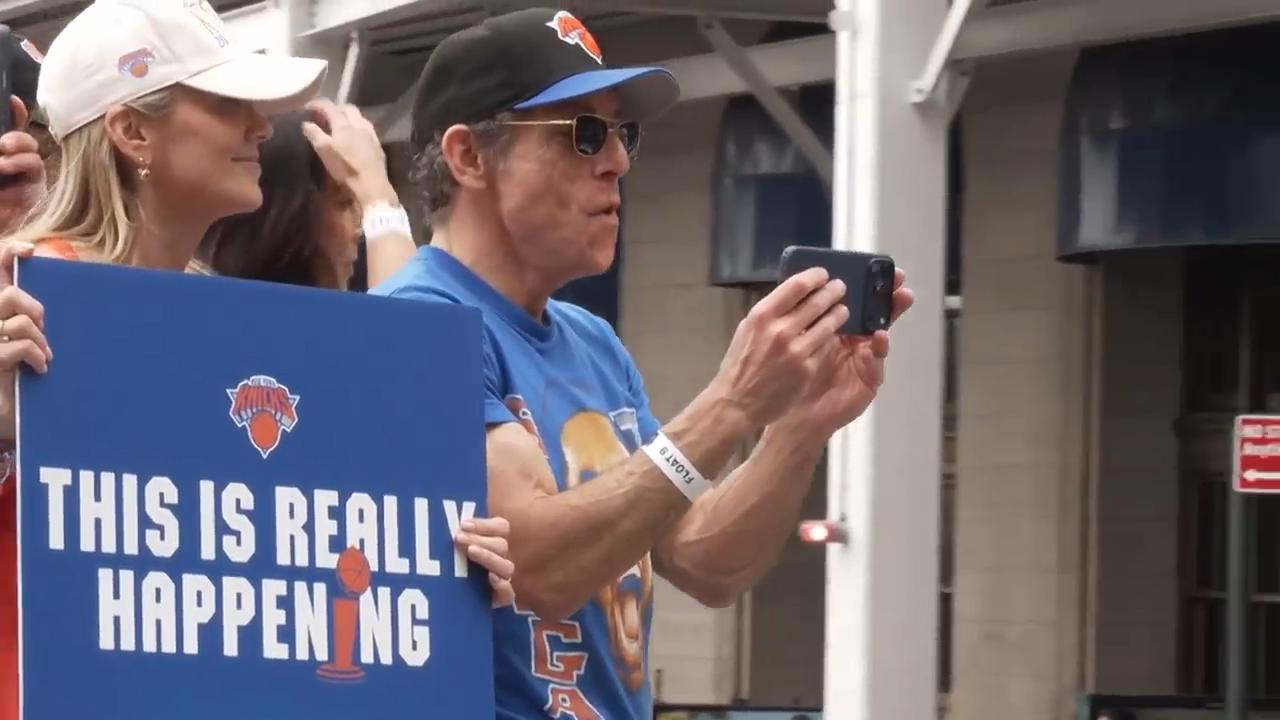 New York mayor Zohran Mamdani, actor Ben Stiller celebrate the Knicks
