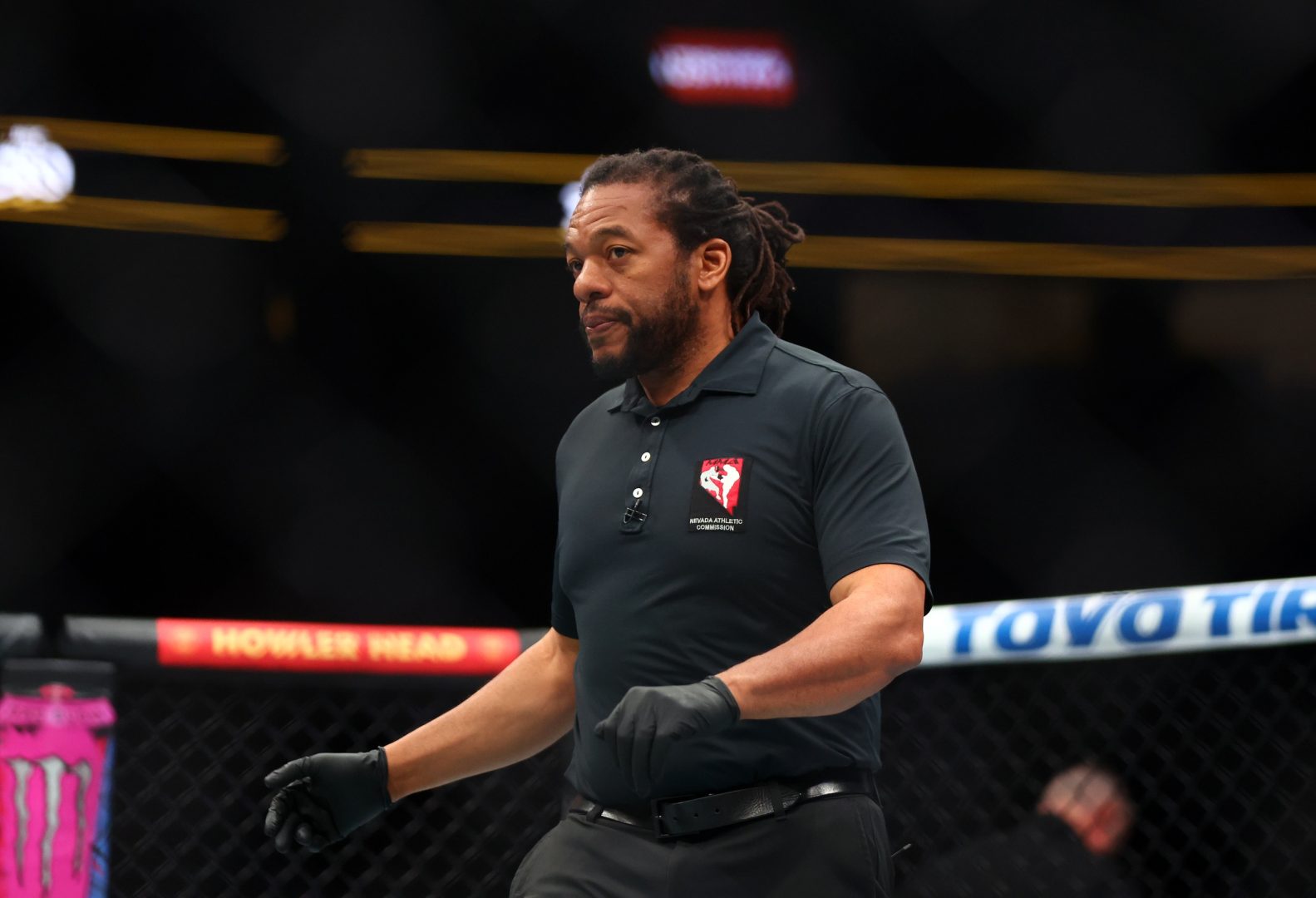 Herb Dean responds to Alex Pereira’s illegal strike claims following ...