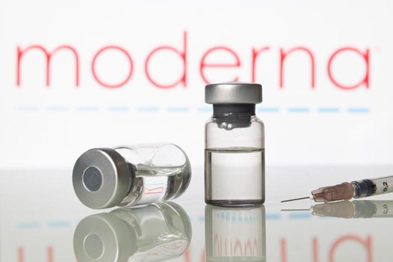 Bulls pile into Moderna as FDA decision nears, ignites 60% surge in ...